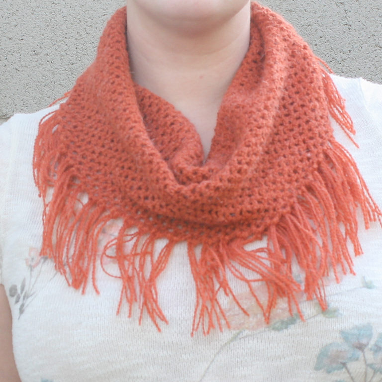 Spring Fine Mesh Cowl - Winding Road Crochet