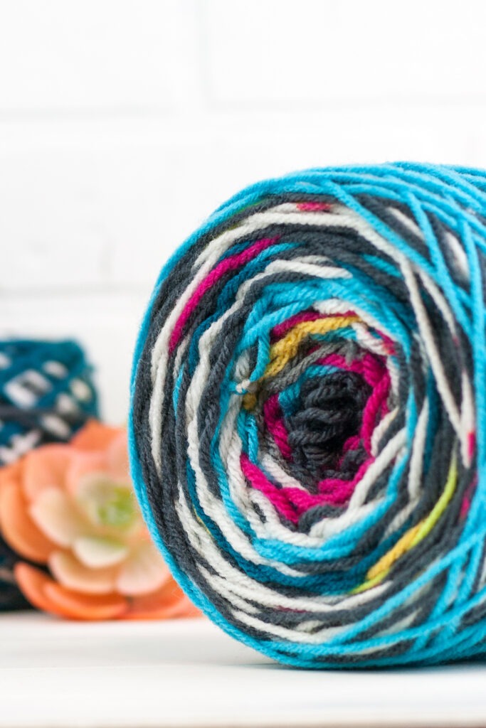 How to make a Flat Bottom Bag from a Crochet Rectangle - Winding Road