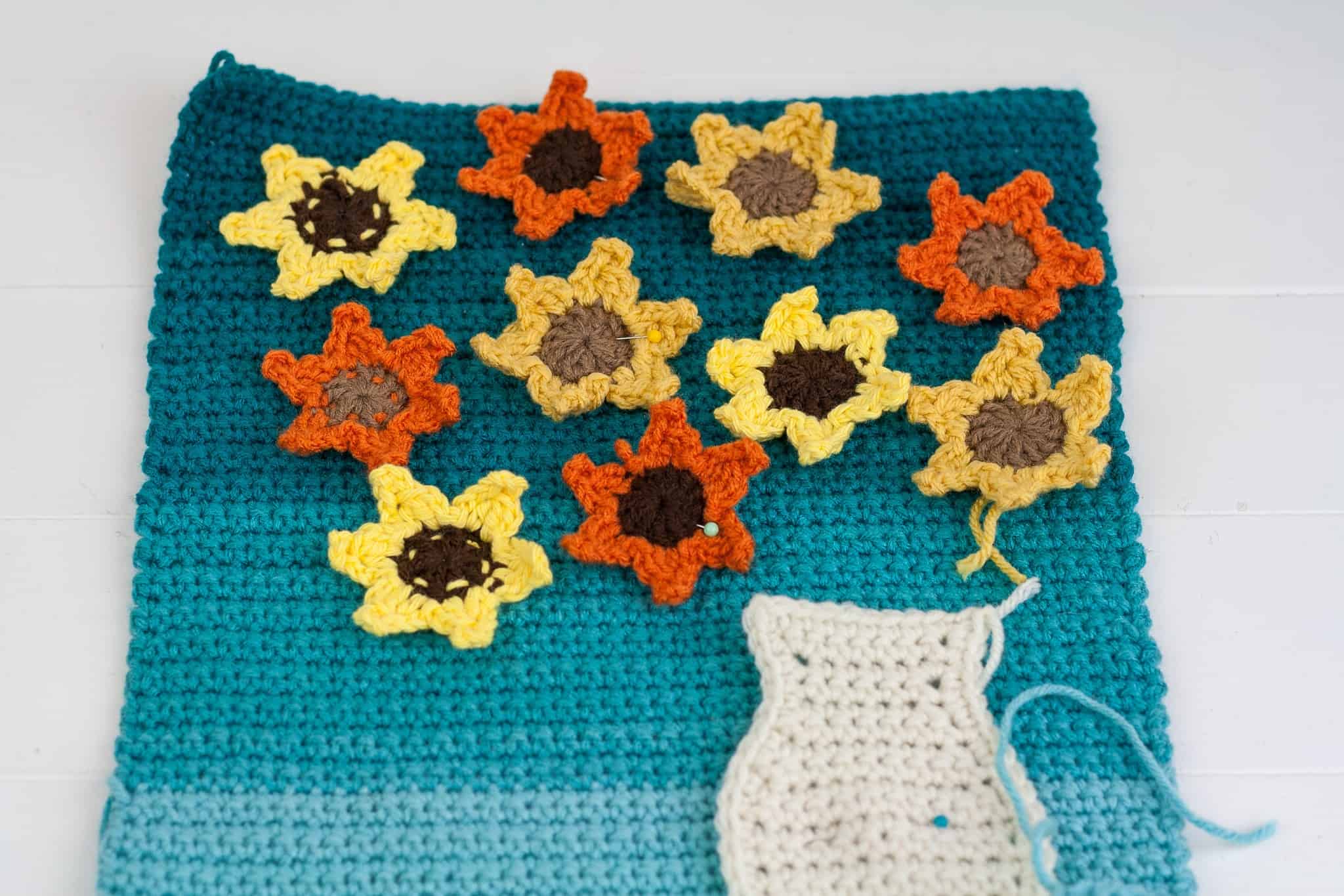 How to: Embroidering on Crochet - Winding Road Crochet