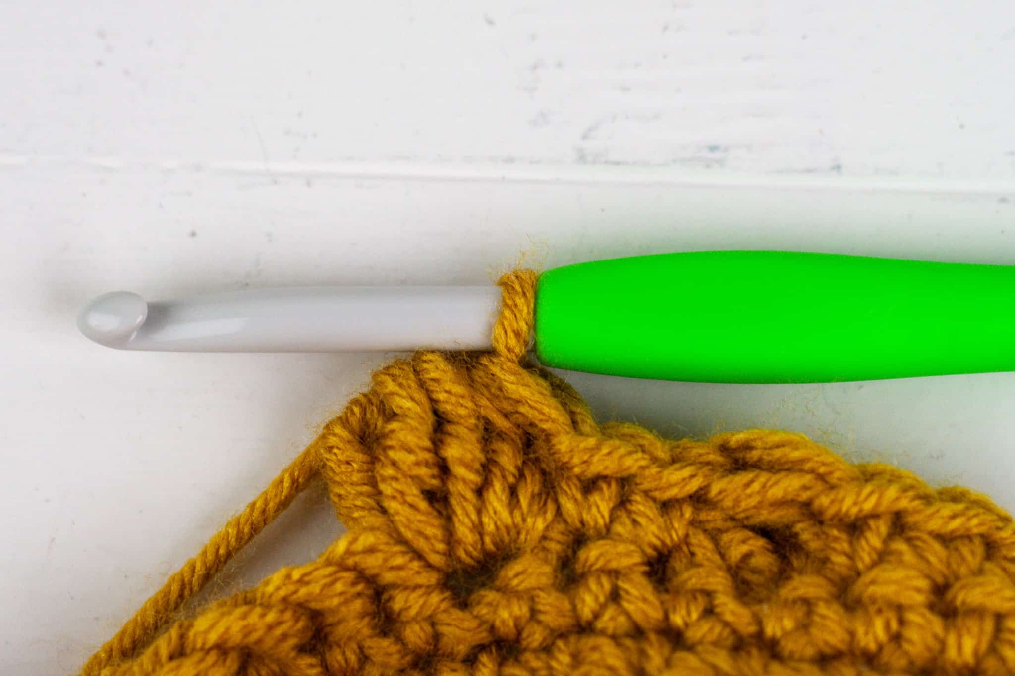 Bobble Stitch Crochet Tutorial + Practice Pattern - Winding Road Crochet