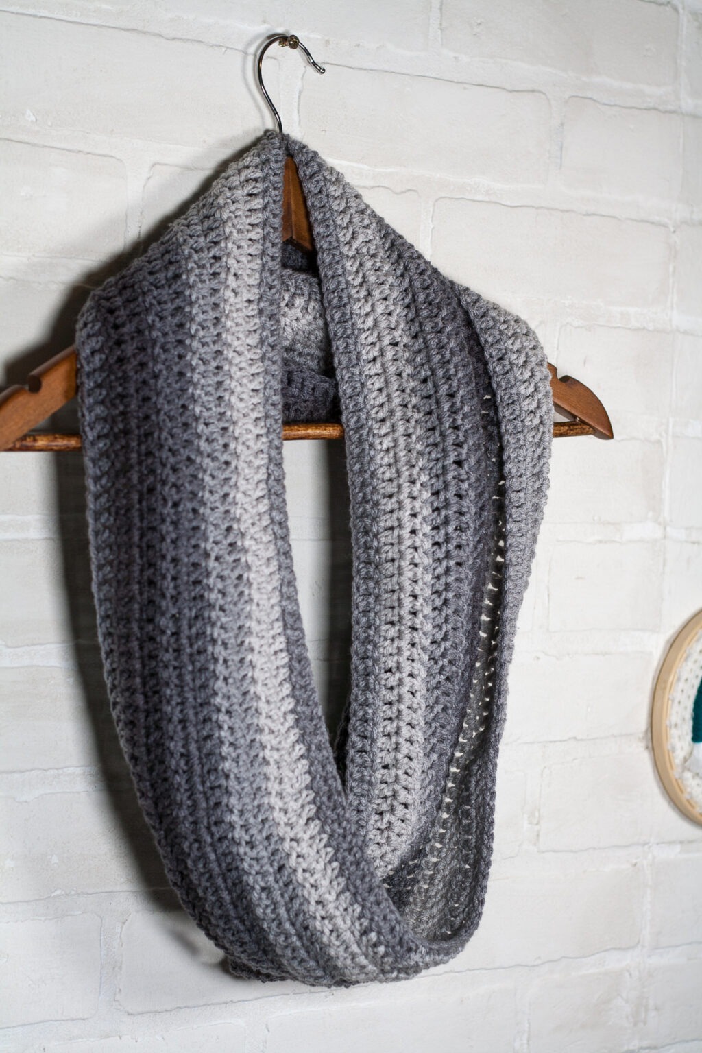 Beginner Crochet Ombre Scarf Pattern - Winding Road Crochet