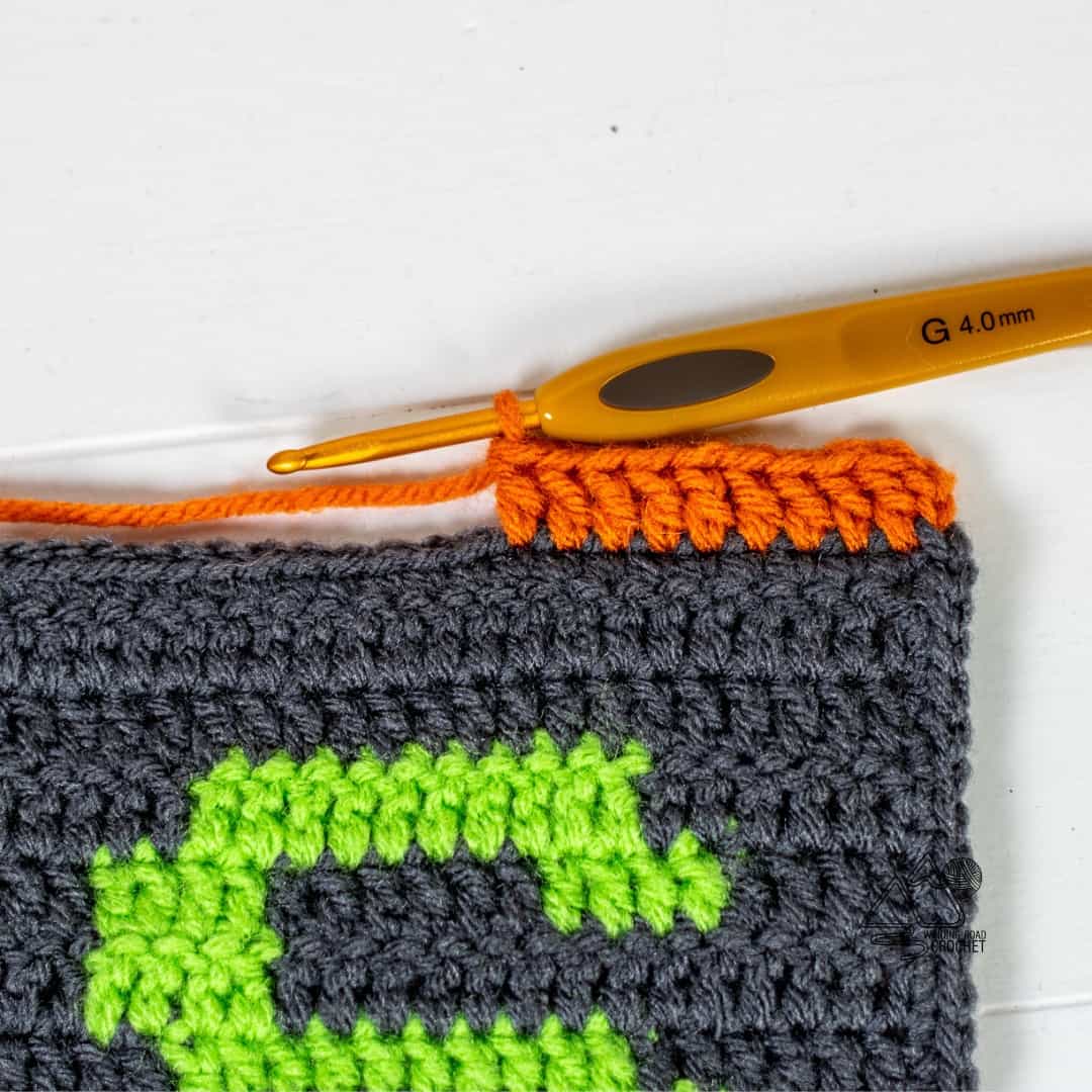 Halloween Crochet Banners Free Pattern - Winding Road Crochet