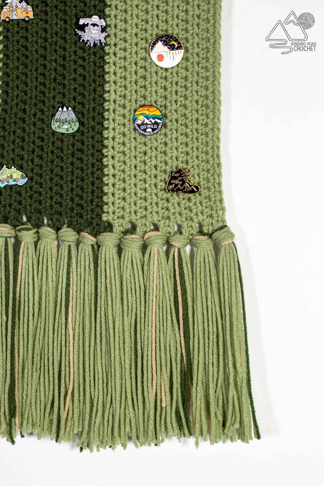 Crochet Pin Banner for Collectors: Free Pattern and Video Tutorial ...